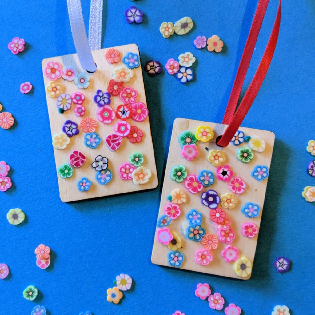 Easy Flower Gift Tag Craft - Mama Likes This