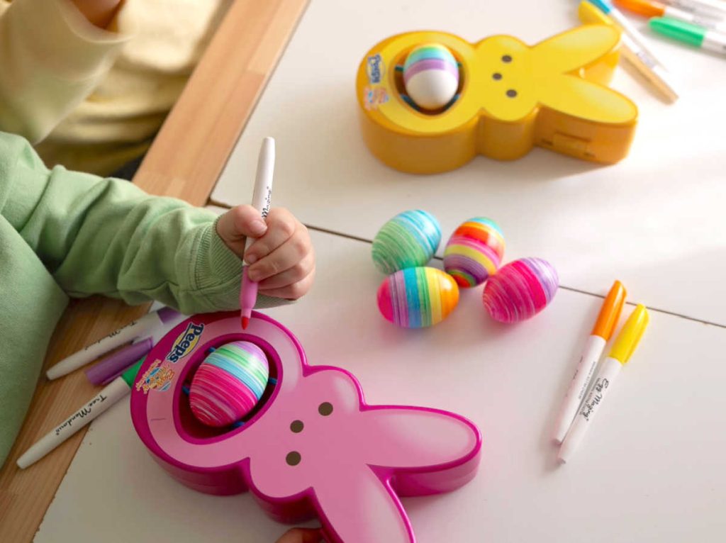 EggMazing Egg Decorator Kit - Mama Likes This