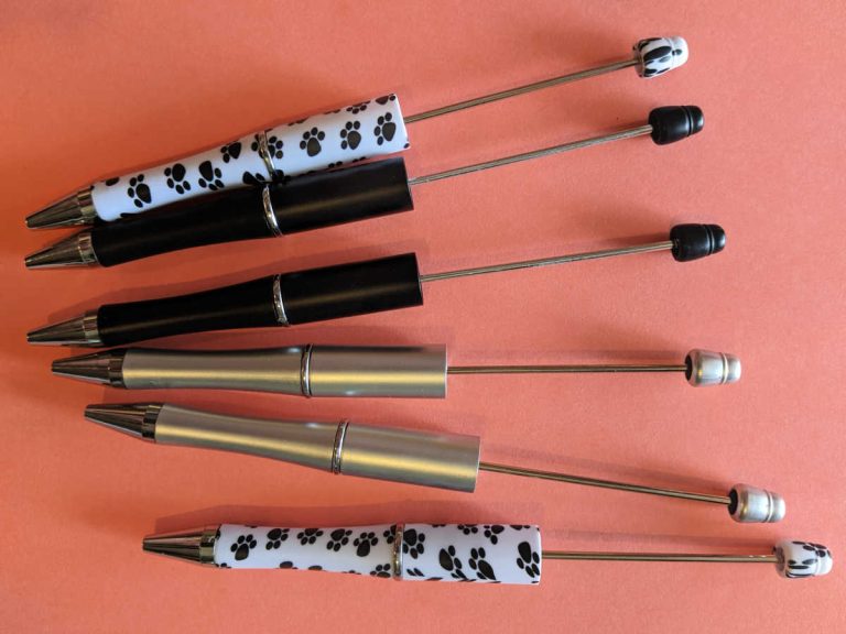 Easy DIY Beaded Pens: Fun & Creative for All Ages! 🖊️🎁 - Mama Likes This