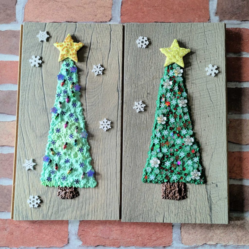Cream Glue Christmas Tree Sign Craft - Mama Likes This