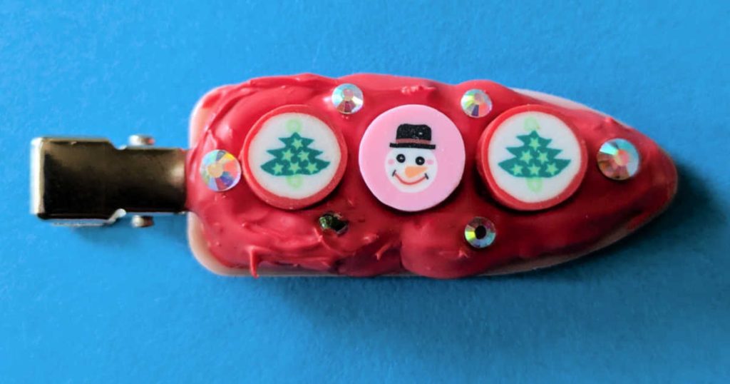 DIY Christmas Hair Clips: Whipped Cream Glue Craft - Mama Likes This