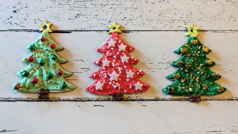 Cream Glue Christmas Tree Ornament Craft - Mama Likes This