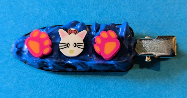 Cream Glue DIY Cat Hair Clip Craft 😺 - Mama Likes This